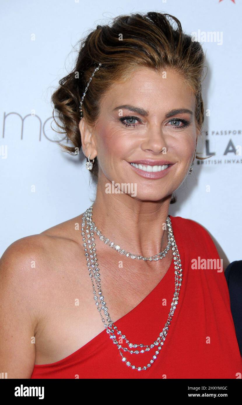 Kathy Ireland Launched Her New Collection - ReviewFitHealth.com